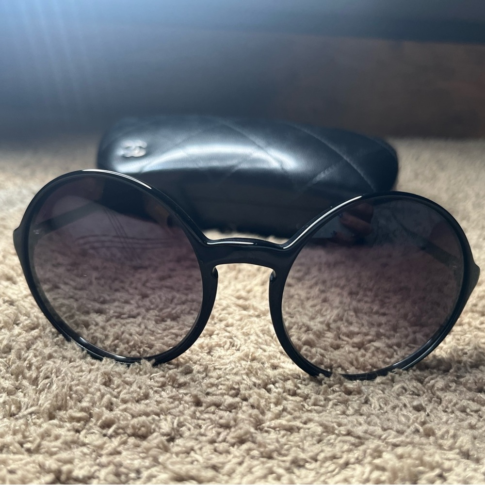 Chanel Round Sunglasses - Gem